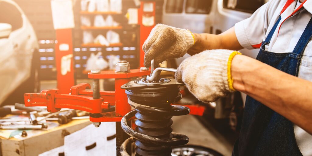 Perawatan Berkala Mobil Hybrid: Jadwal Servis yang Dianjurkan untuk ...